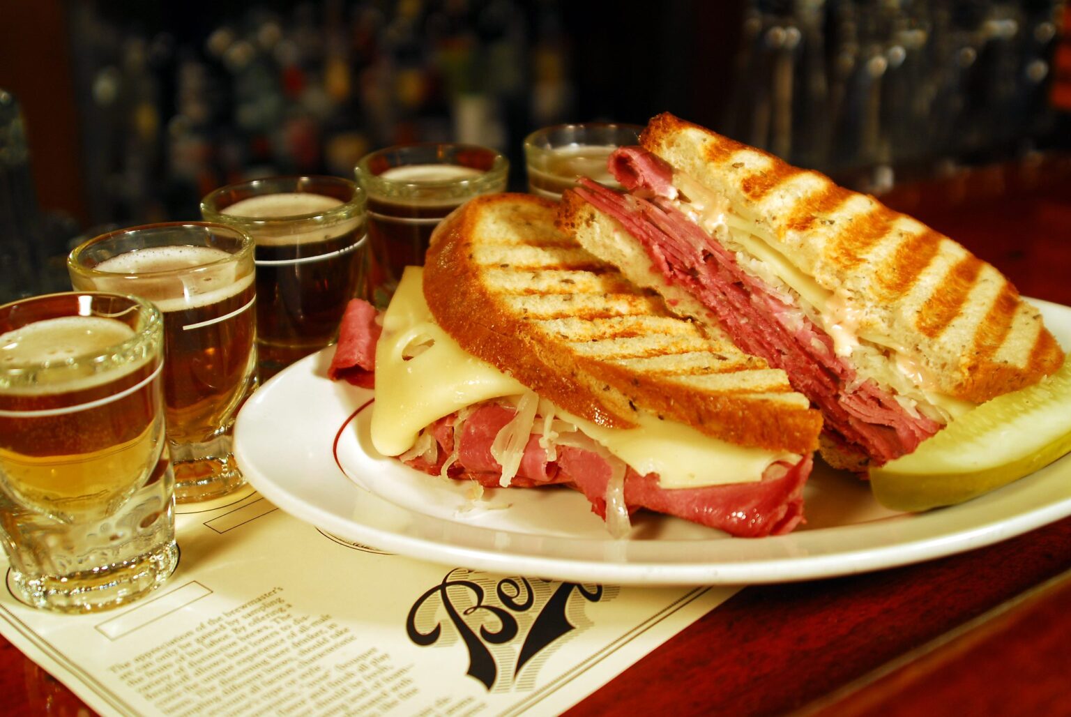 Culinary Cornerstones: Eight Historic, Famous Chicago Restaurants ...
